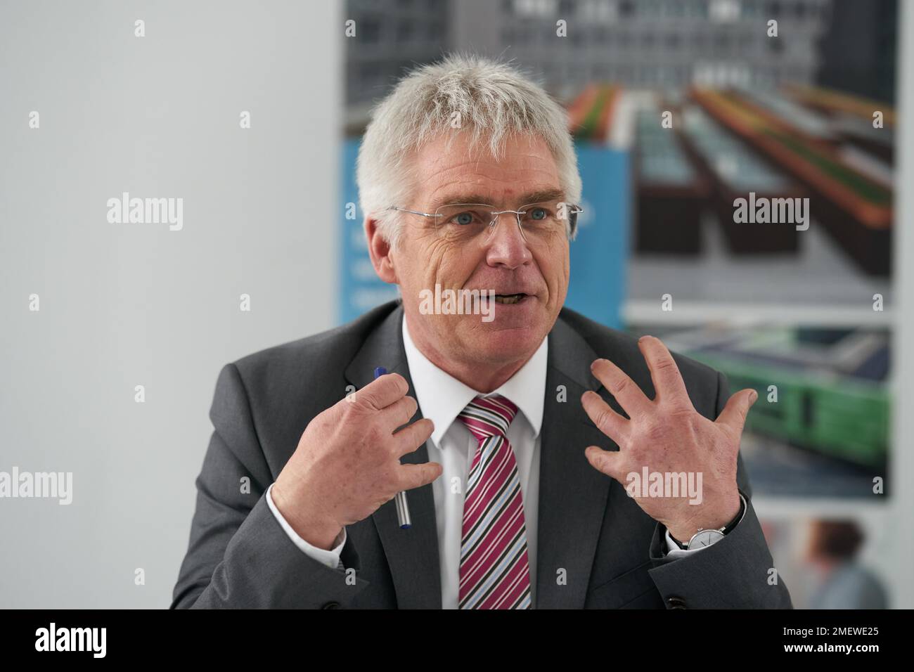 Holger Basten, Geschäftsführer des Landesbetriebs Liegenschaft-und ...