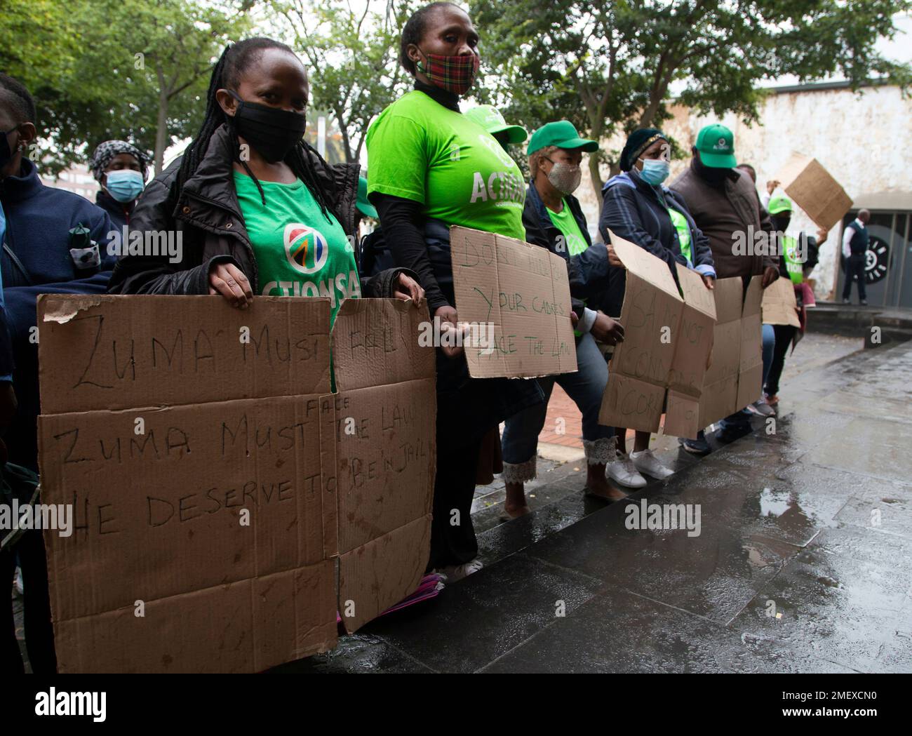 Protesters against former South African President Jacob Zuma ...