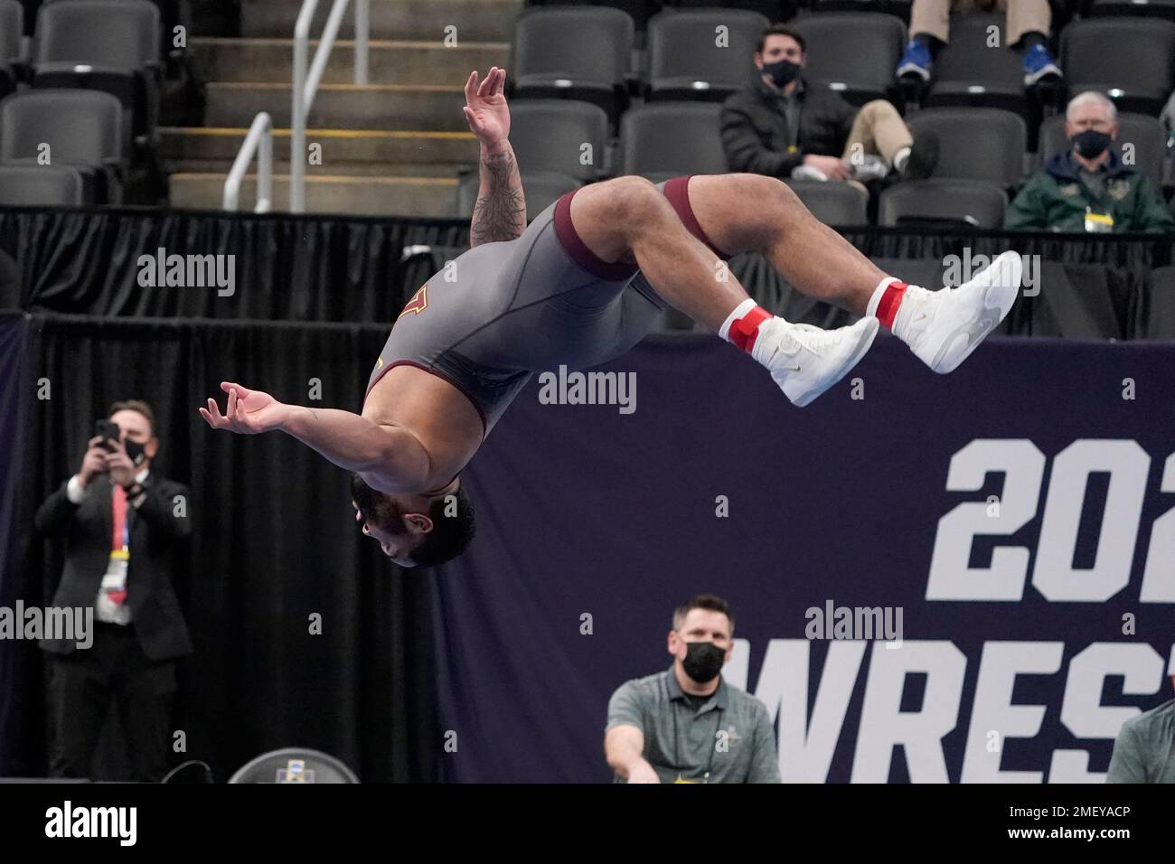 Minnesota's Gable Steveson does a backflip to celebrate after defeating ...