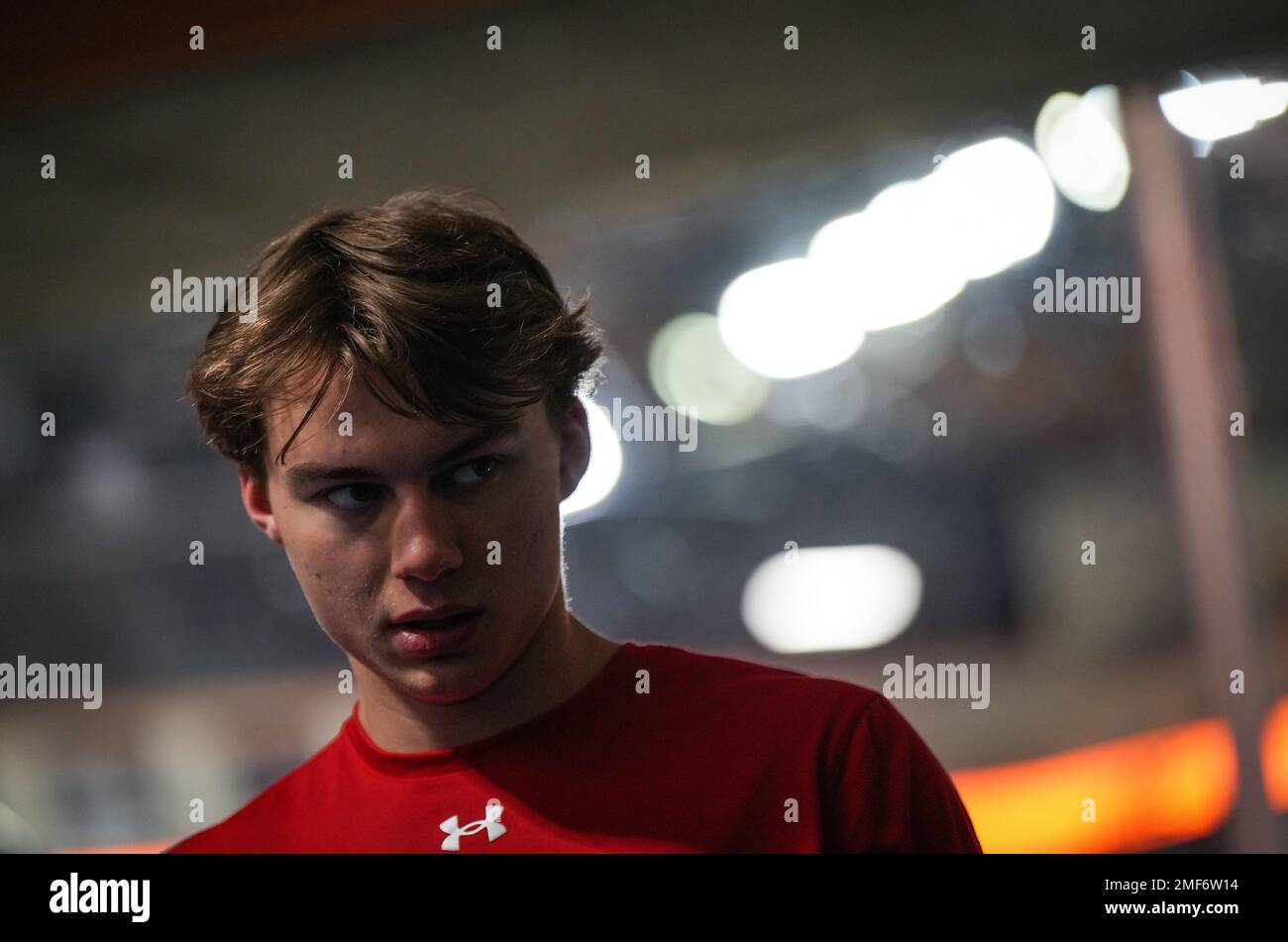 Regina Pats' Connor Bedard wartet auf die Teilnahme an Off-ICE-Tests ...