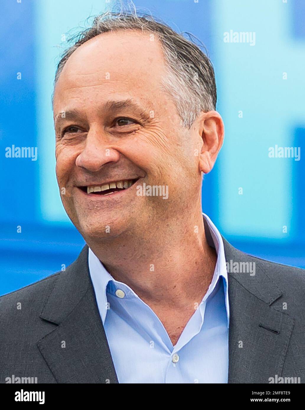 Ehemann douglas emhoff -Fotos und -Bildmaterial in hoher Auflösung – Alamy