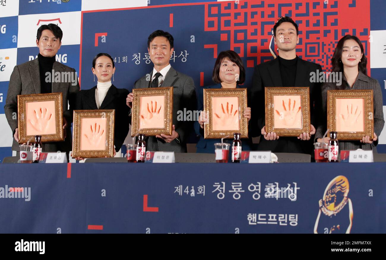 From left, South Korean actors Jung Woo-sung, Cho Yeo-jeong, Jo Woo Jin, Lee Jung-eun, Park Hae ...