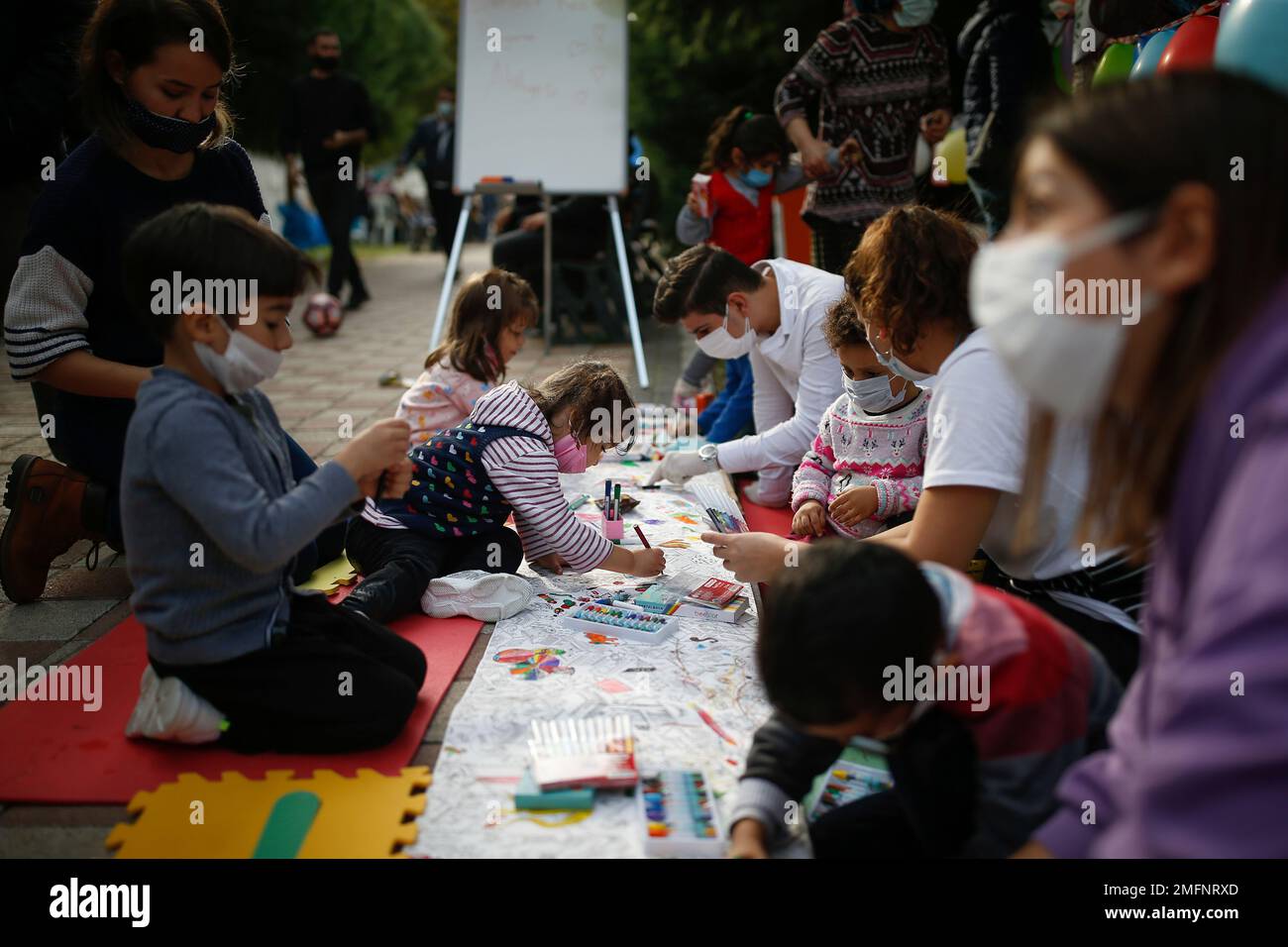Children of families that became homeless due to the earthquake and now ...