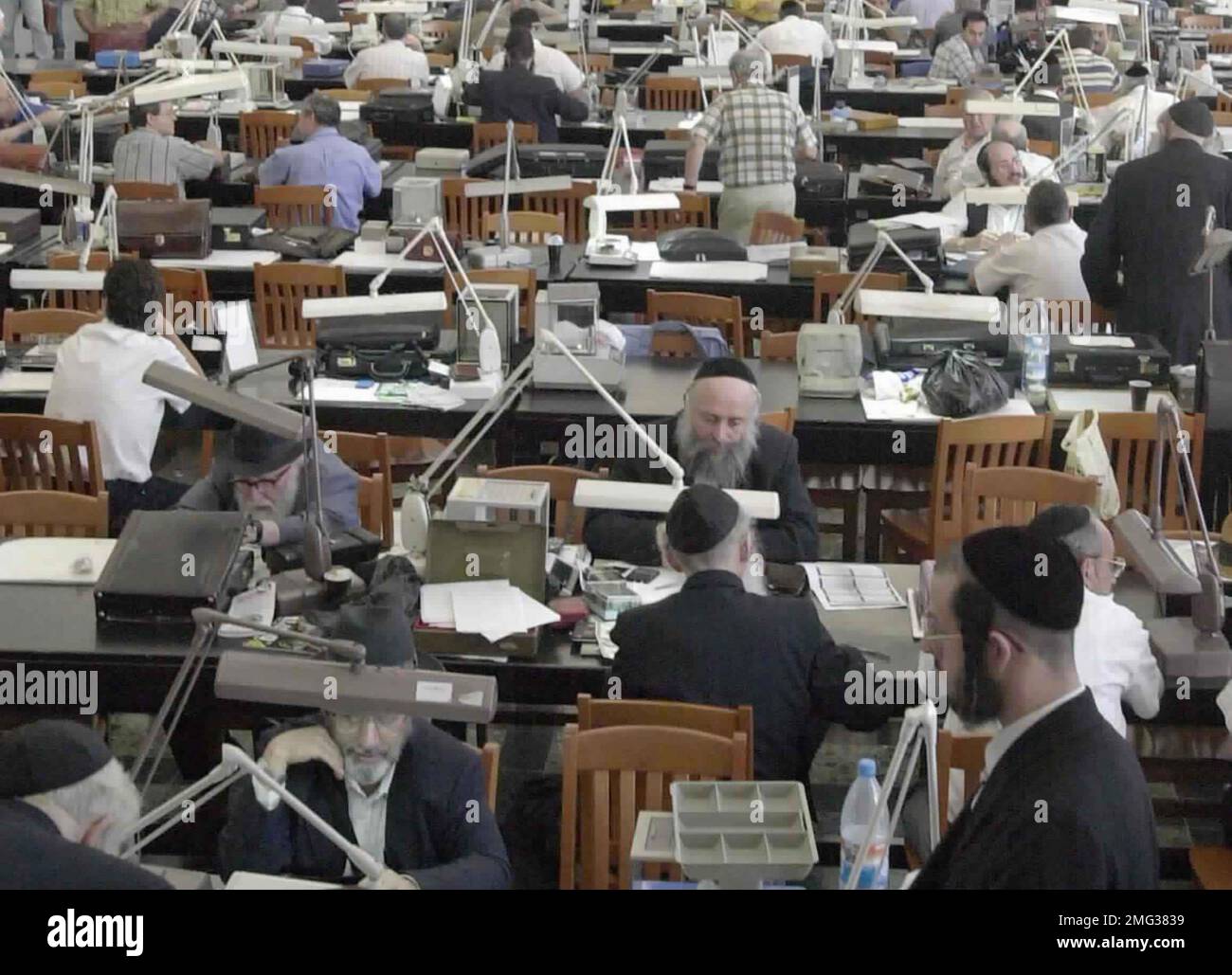 FILE - In this June 14, 2000 file photo, members of the Israeli Diamond ...