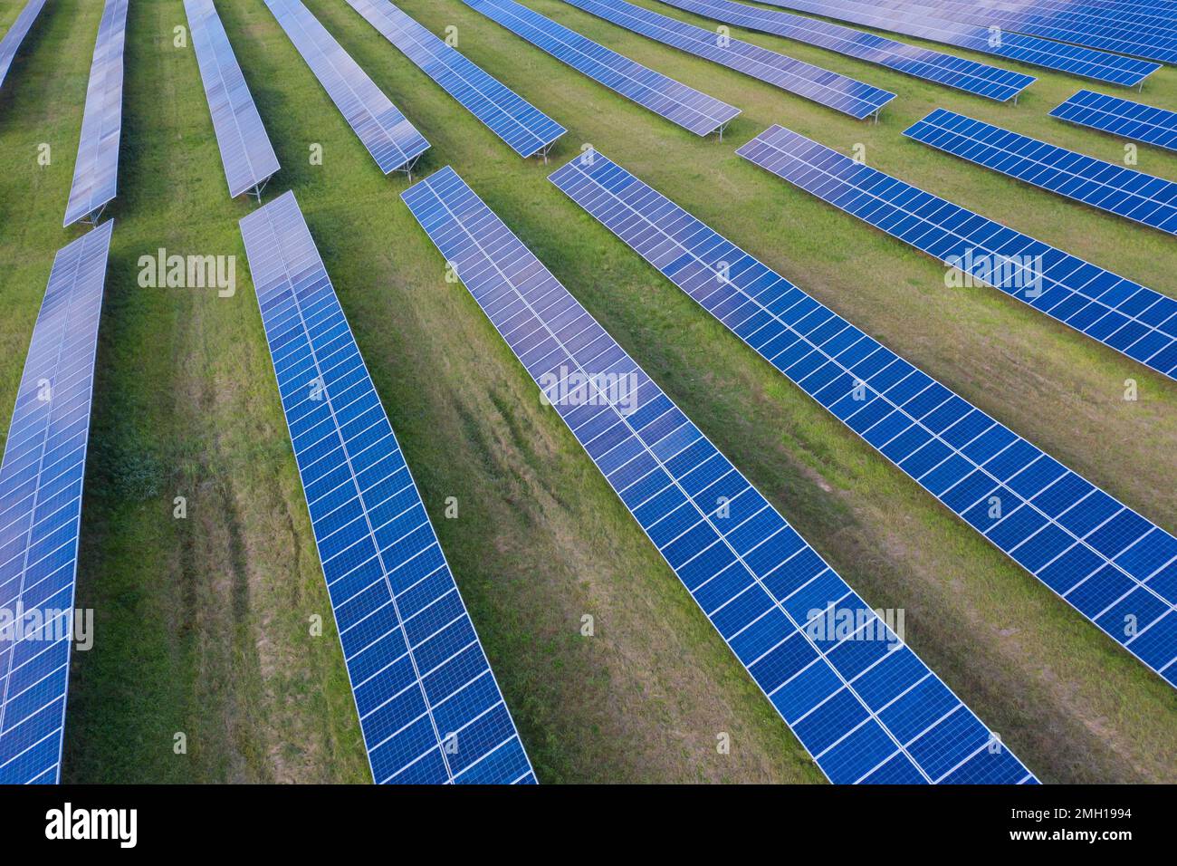 Photovoltaik solarpark -Fotos und -Bildmaterial in hoher Auflösung – Alamy