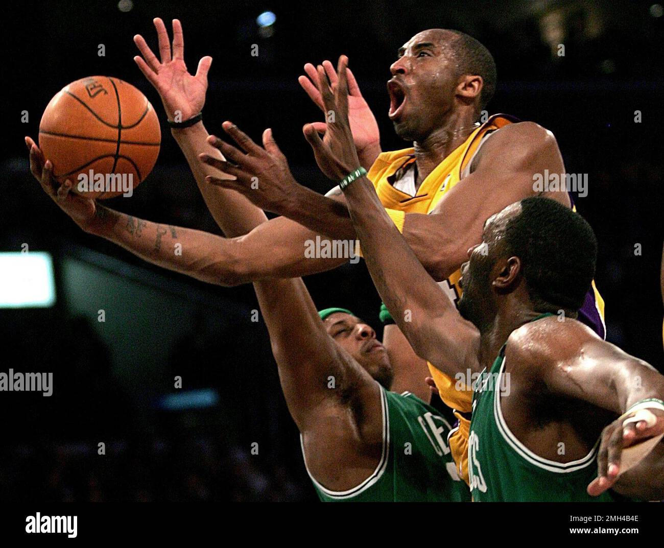 FILE - In this Feb. 23, 2006, file photo, Los Angeles Lakers' Kobe ...