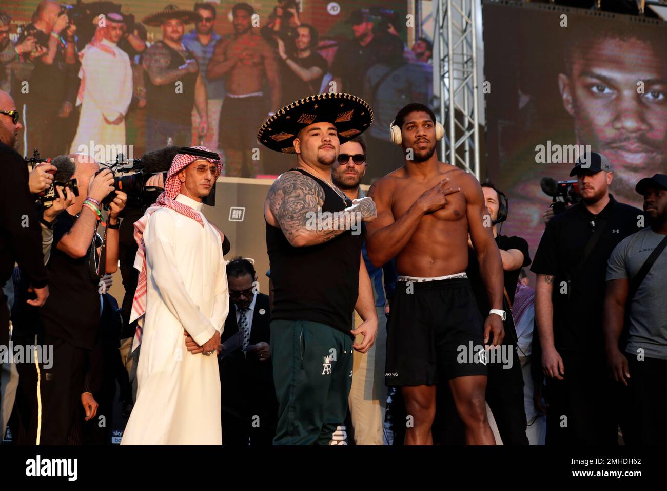 Heavyweight boxers Anthony Joshua of Britain, right, and Andy Ruiz Jr ...