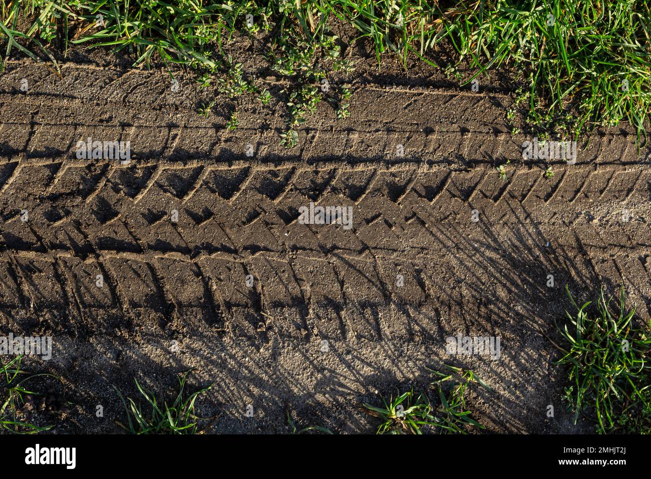 Spur traktor -Fotos und -Bildmaterial in hoher Auflösung – Alamy