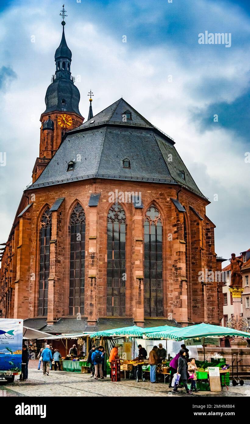 Square apse -Fotos und -Bildmaterial in hoher Auflösung – Alamy