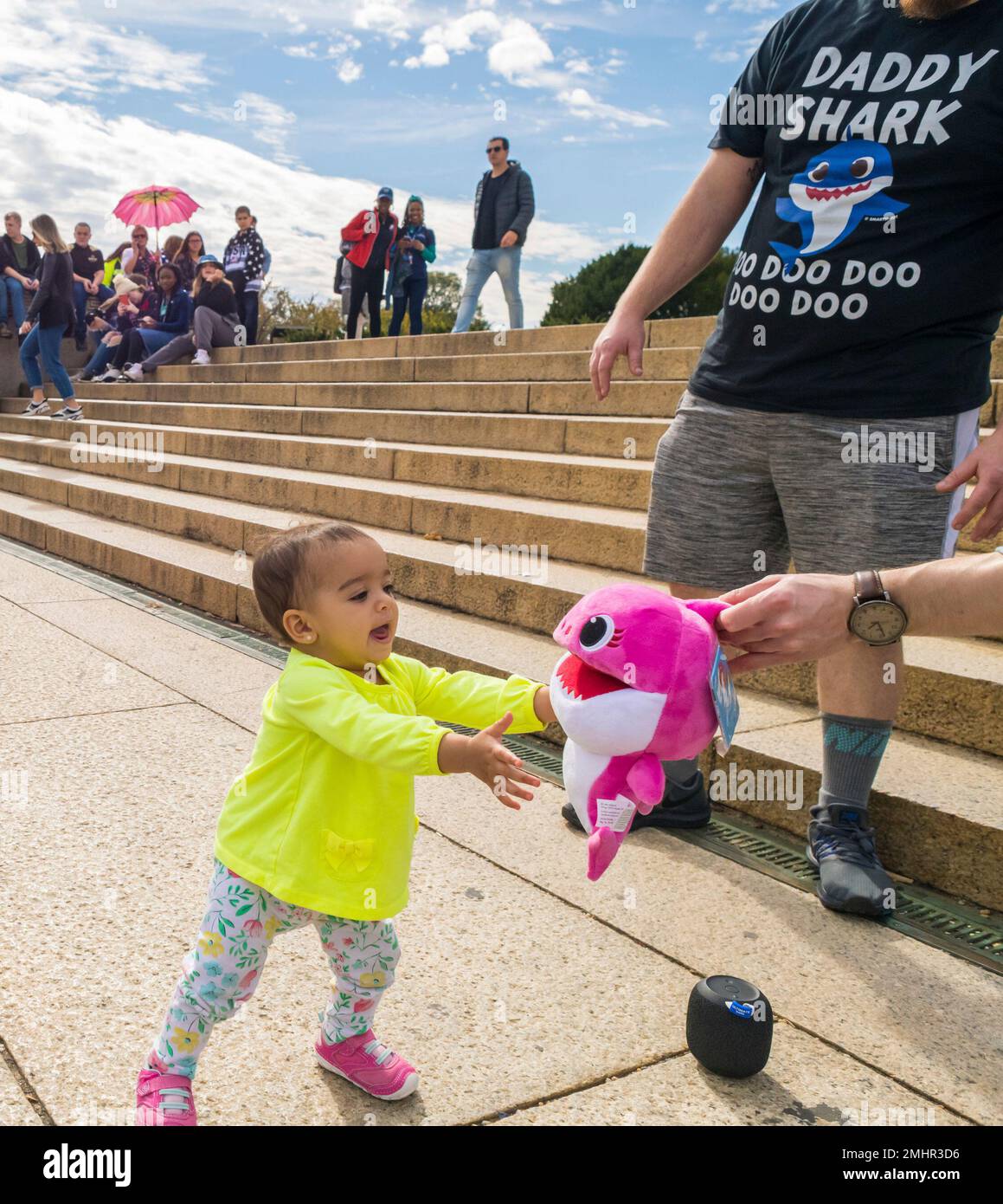 IMAGE DISTRIBUTED FOR PINKFONG BABY SHARK & WOWWEE - Pinkfong and Baby ...