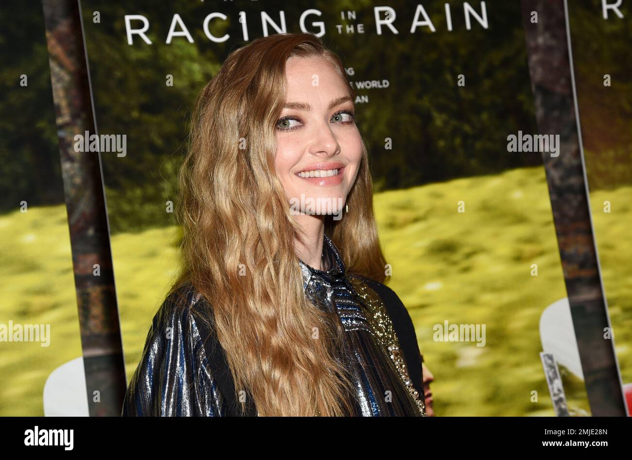 Actress Amanda Seyfried attends a special screening of "The Art of ...