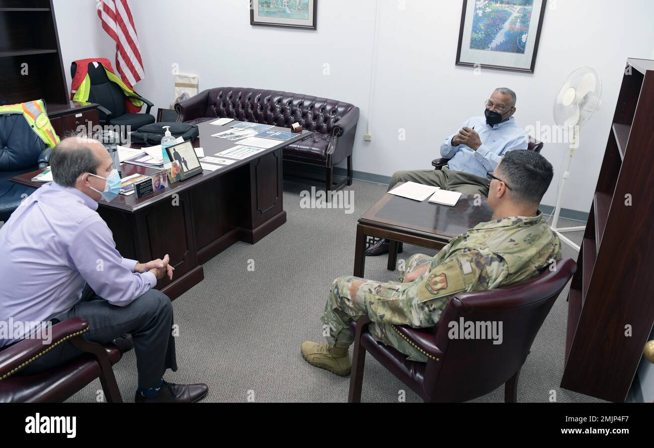 ROBINS LUFTWAFFENSTÜTZPUNKT, GA - Garrett Gordon, 78. Air Base Wing ...