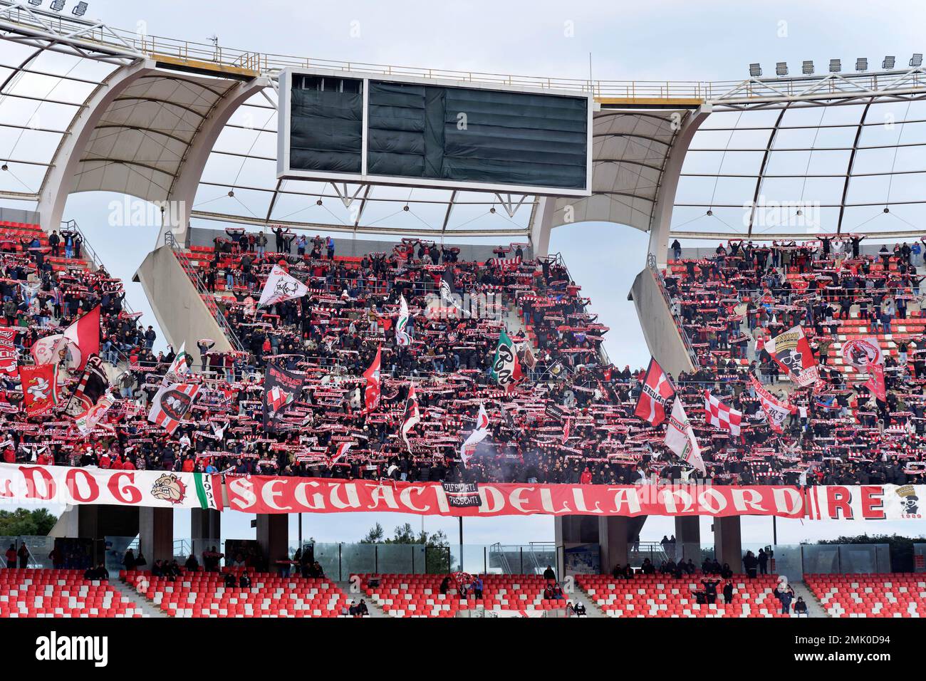 Stadion San Nicola, Bari, Italien, 28. Januar 2023, SSC Bari Supporters beim Spiel SSC Bari ...