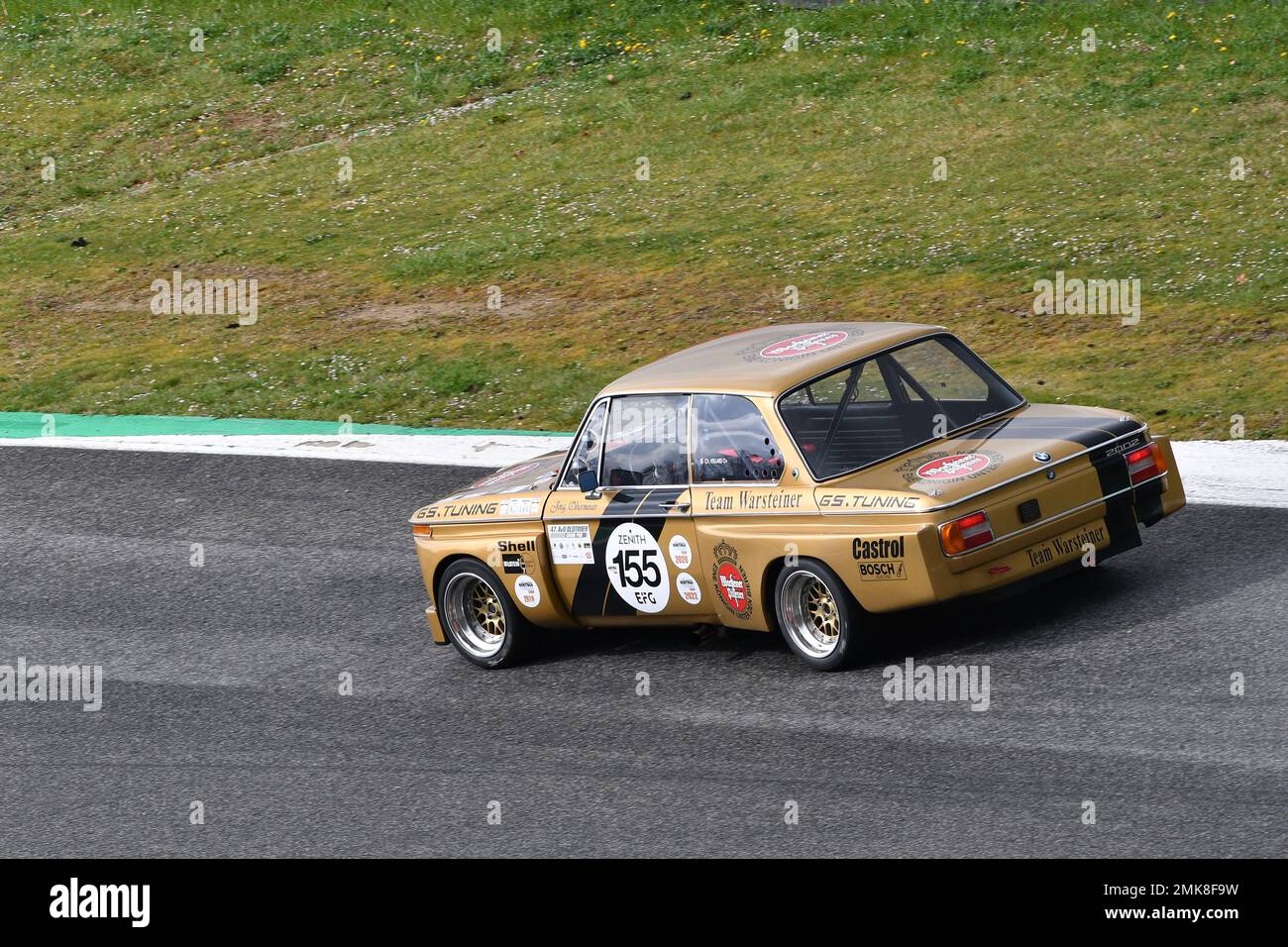 Neuer bmw 2002 ti -Fotos und -Bildmaterial in hoher Auflösung – Alamy