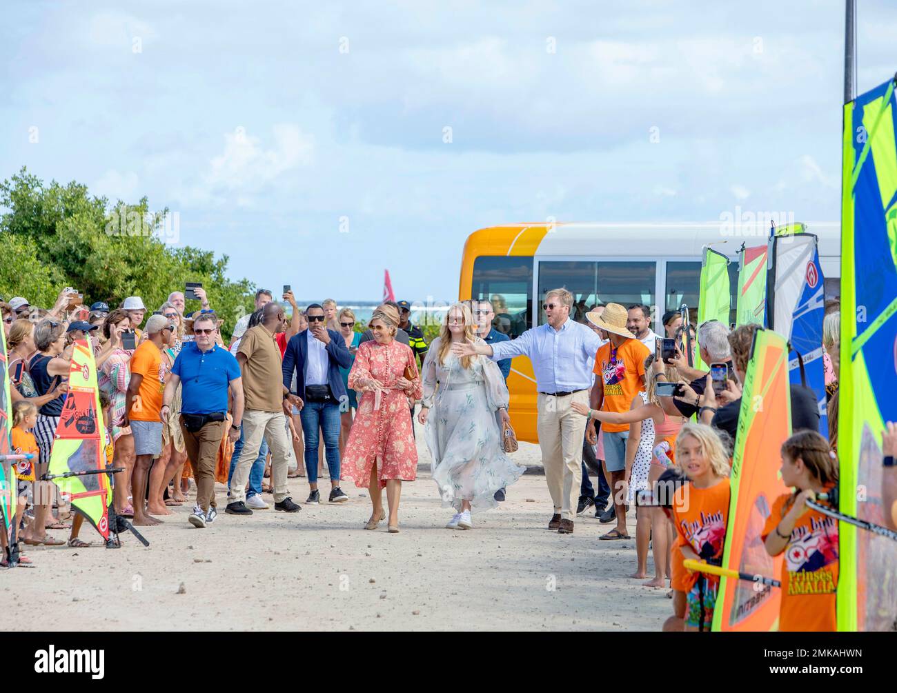 König Willem-Alexander, Königin Maxima und Prinzessin Amalia der ...