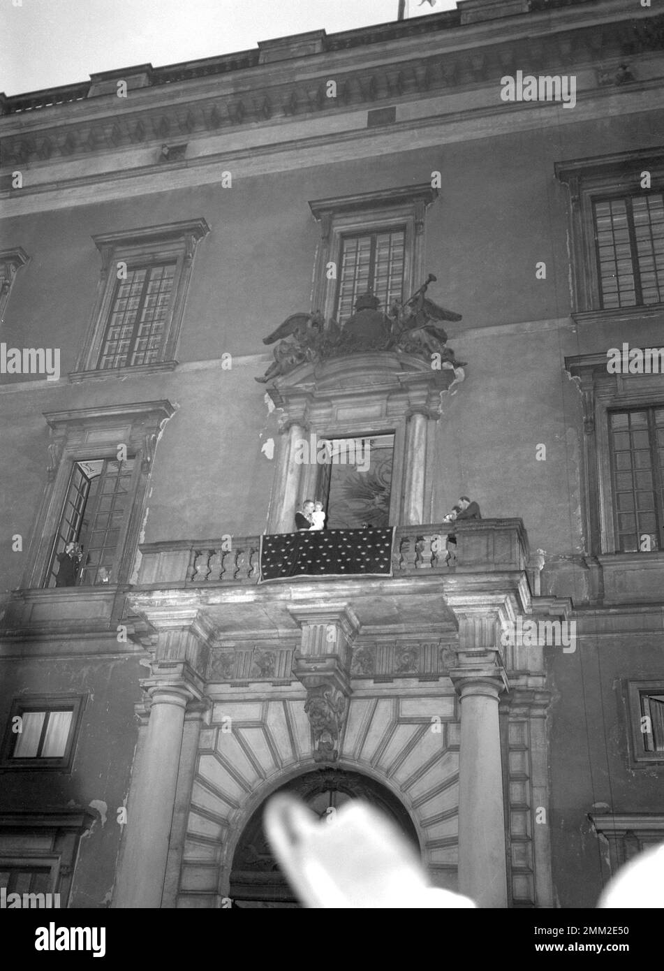 König Gustaf VI. Adolf tritt zur Zeit seines Vaters Gustav V auf dem ...