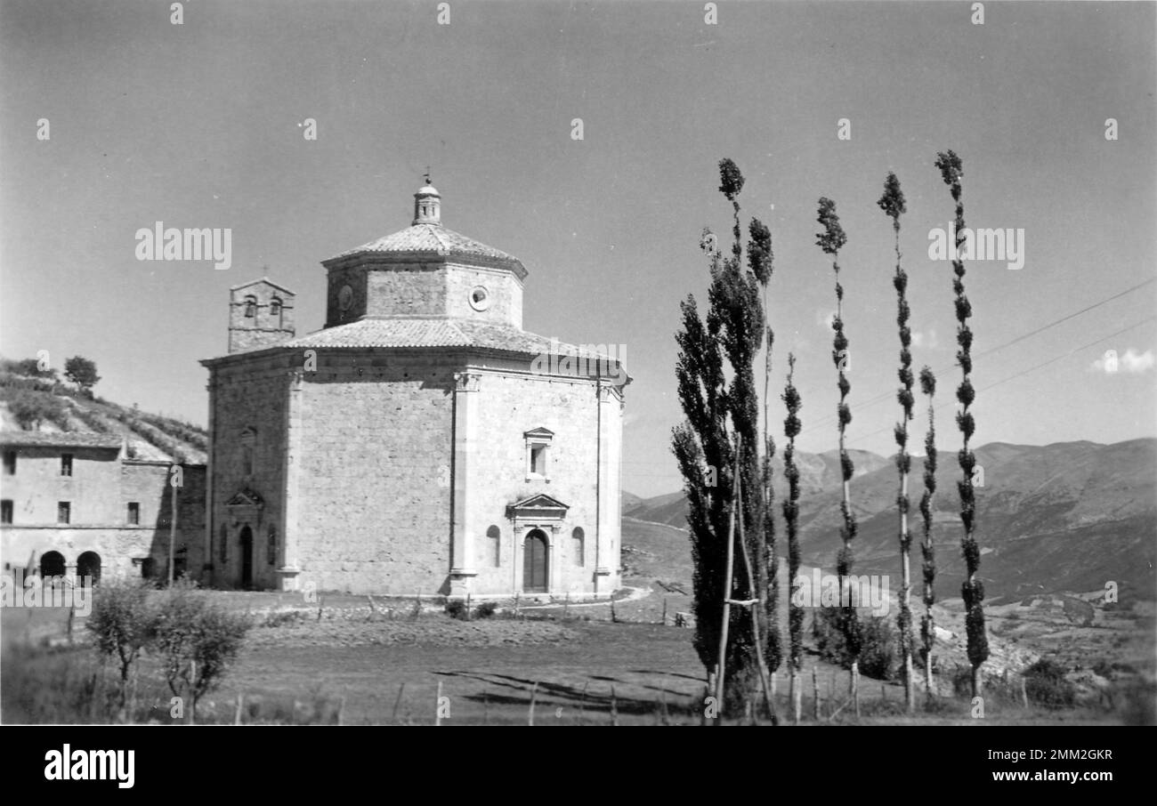 Chiesa croce greca -Fotos und -Bildmaterial in hoher Auflösung – Alamy