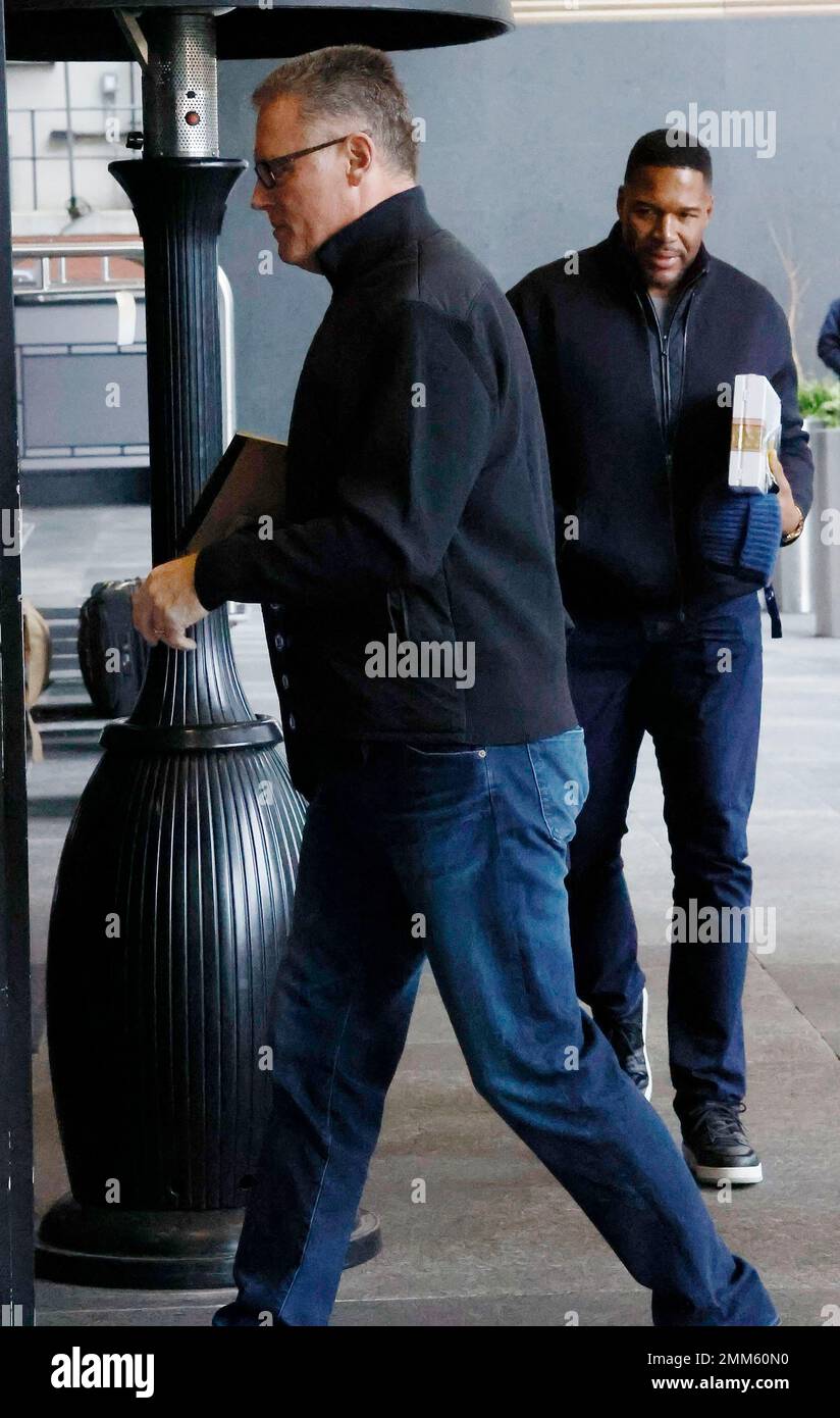 Fox NFL Today Crew bei Ankunft im Four Seasons Hotel in Philadelphia, Pennsylvania - ABGEBILDET ...