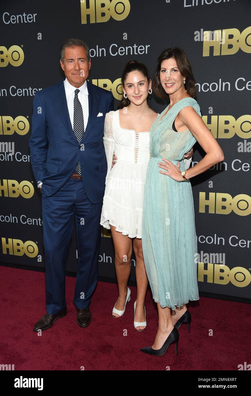 Honoree HBO CEO Richard Plepler poses with his daughter Eden and wife ...