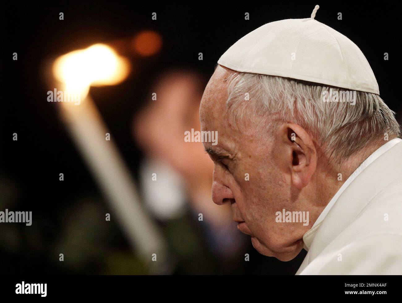 Pope Francis presides over the Via Crucis (Way of the Cross) torchlight ...