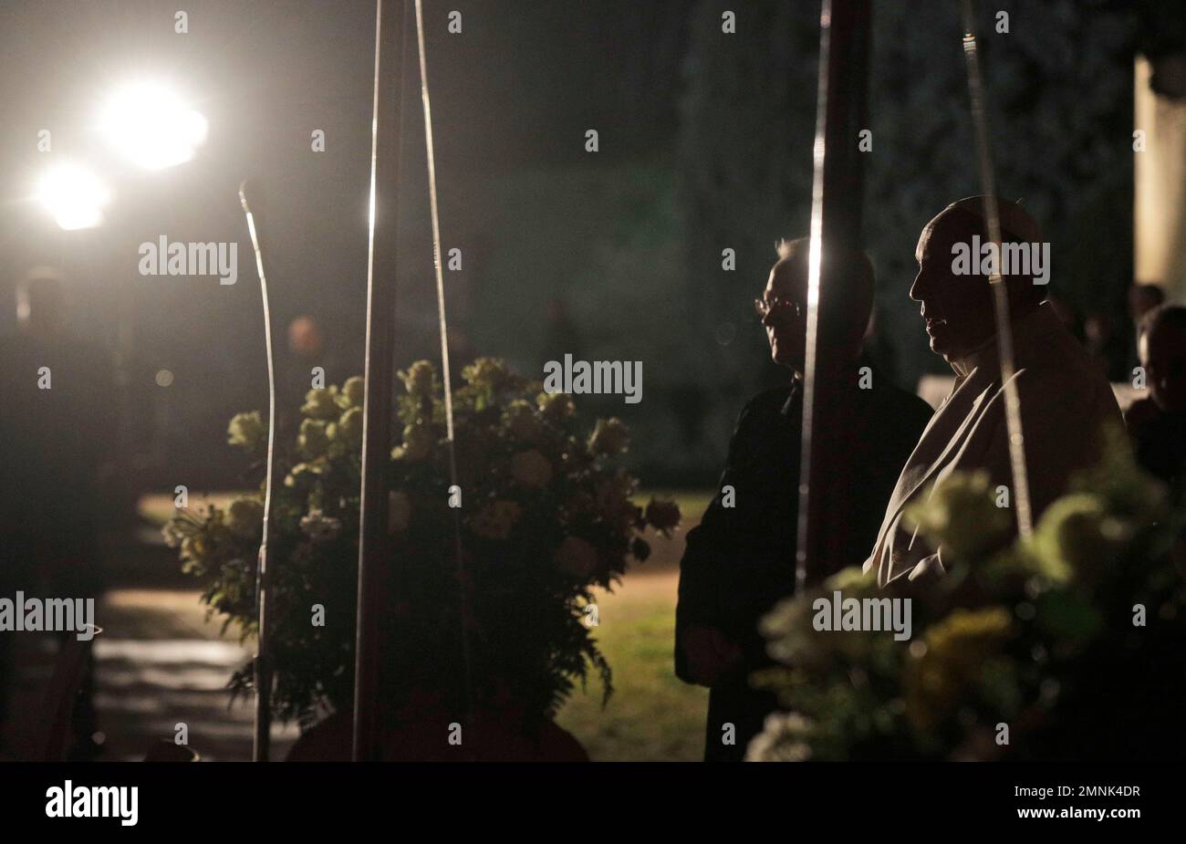 Pope Francis presides over the Via Crucis (Way of the Cross) torchlight ...