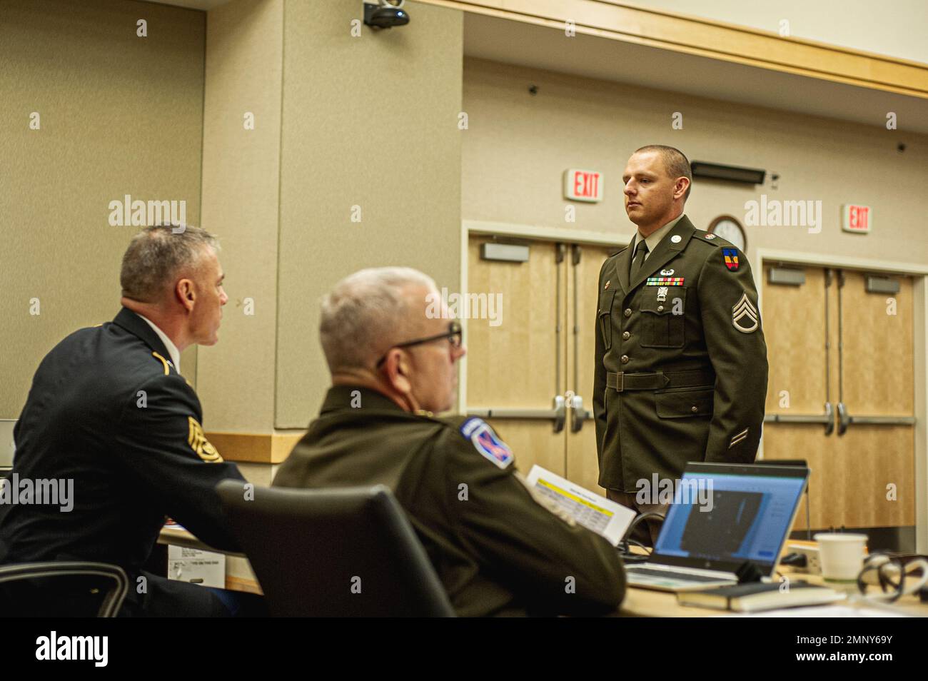 US Army Staff Sgt. Bryan Kummer, zusammen mit der US Army National ...