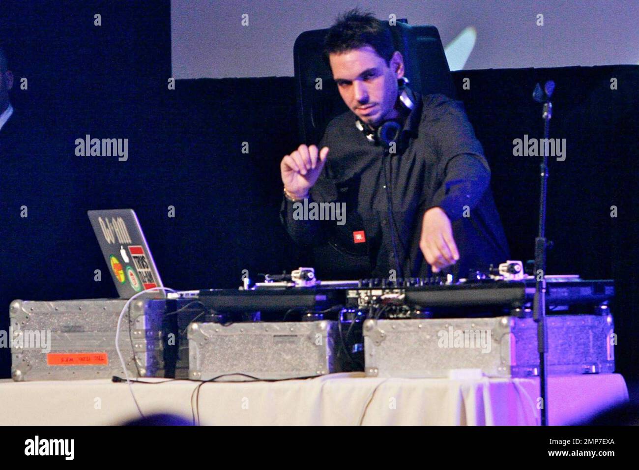 DJ AM dreht sich bei der Annual Academy Awards Celebration 10. mit Abendessen und After Party im ...