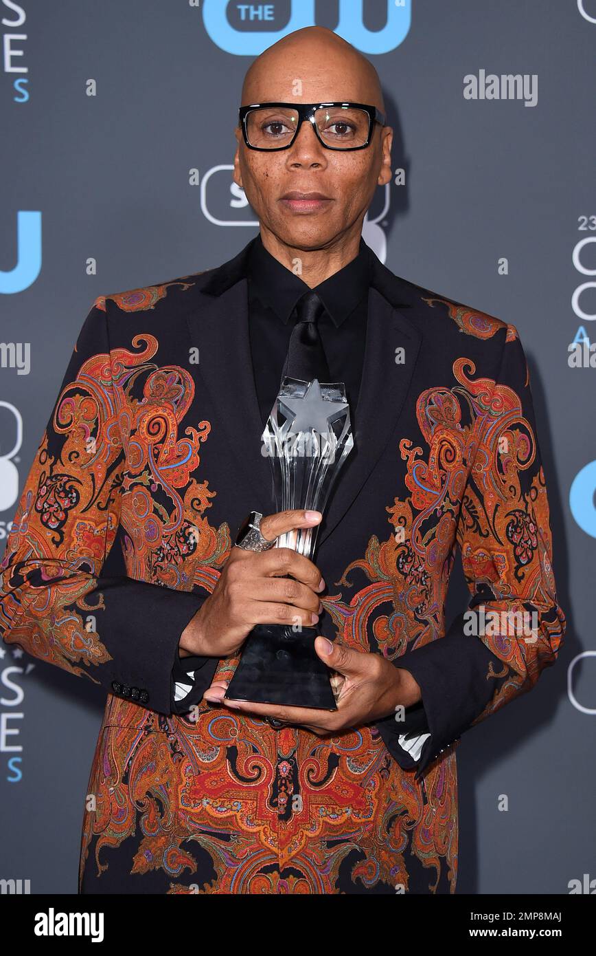 RuPaul, winner of the best reality show host award for "RuPaul's Drag ...
