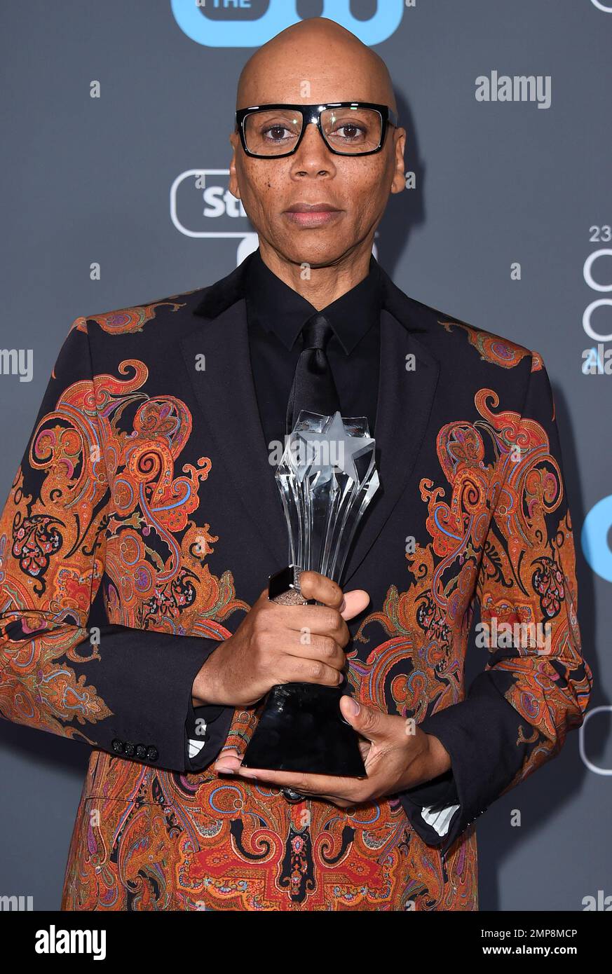 RuPaul, winner of the best reality show host award for "RuPaul's Drag ...