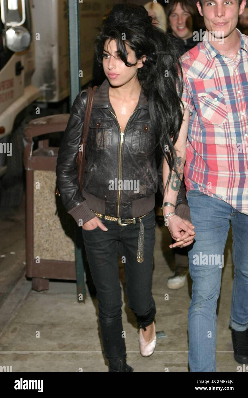 Amy Winehouse und Blake Fielder verlassen den Highline Ballroom in New ...