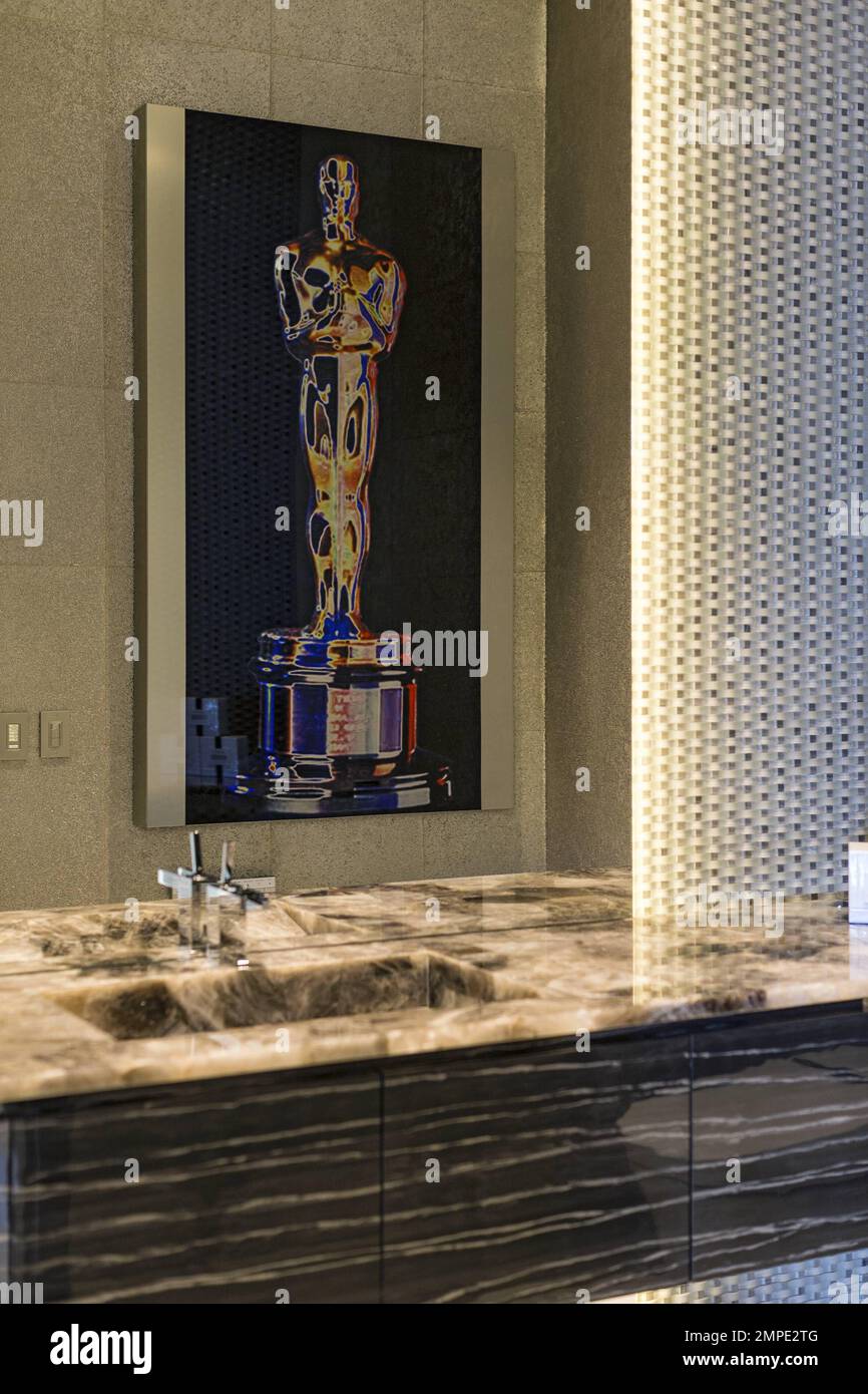 Dies ist das unglaubliche $85M-Dollar Beverly Hills Anwesen am Hügel ...