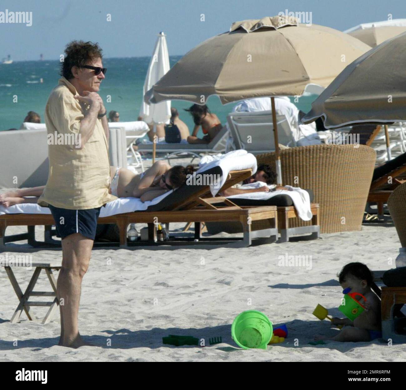 Exklusiv!! Harvey Keitel genießt einen Nachmittag in Miami Beach mit ...