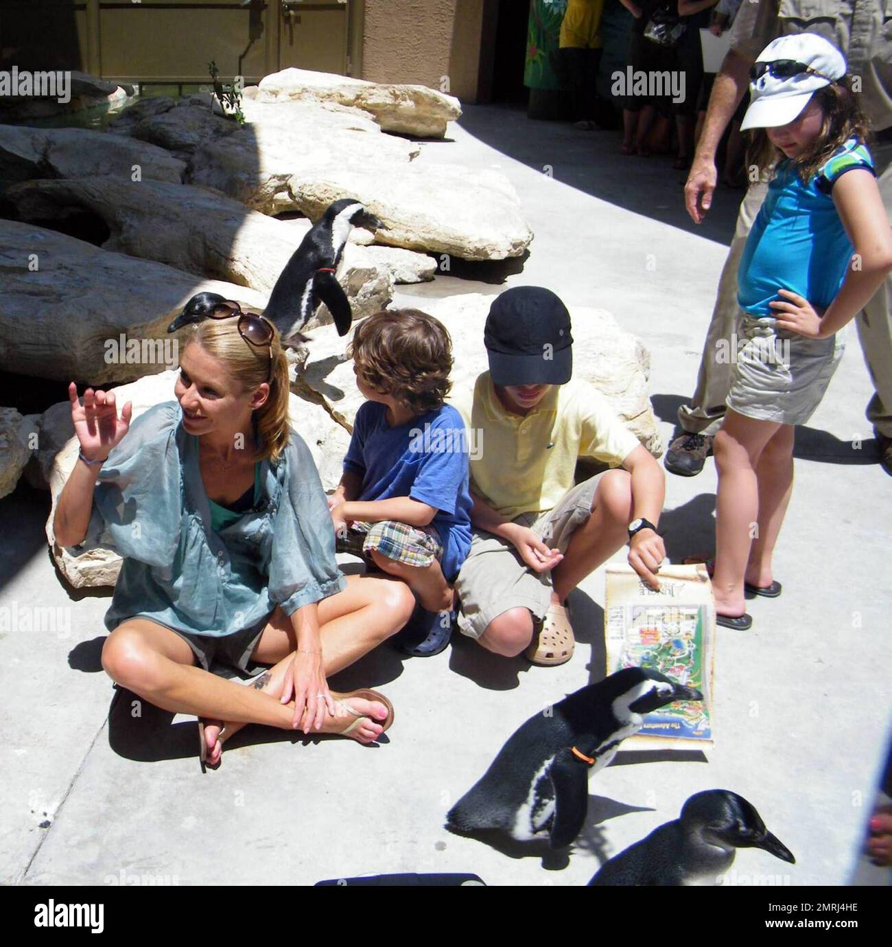 Exklusiv!! KELLY Ripa, Moderatorin DER US TV Show, besucht Parrot Jungle Island mit ihrer ...