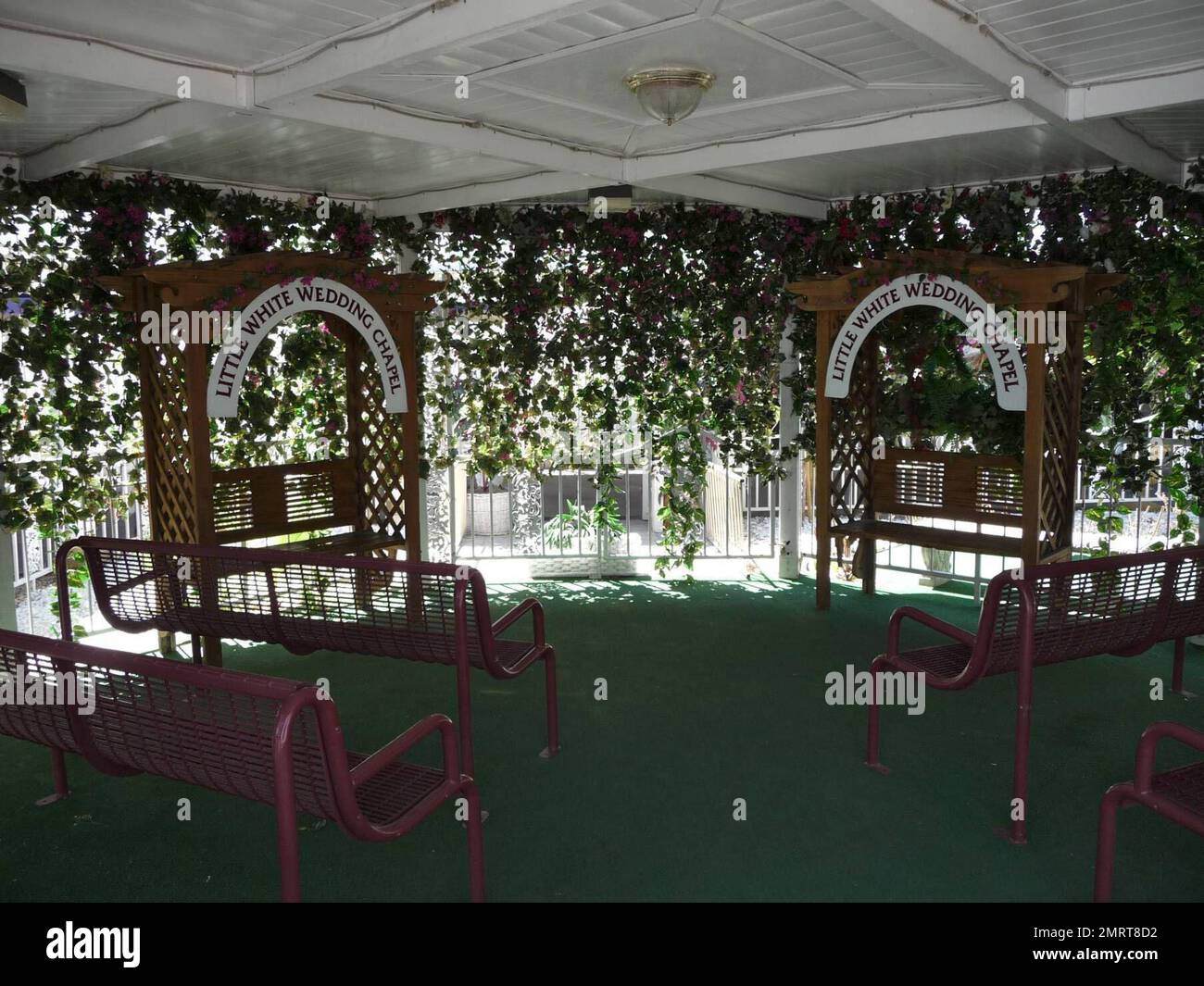 Exklusiv!! In der Little White Weddding Chapel in Las Vegas finden ...