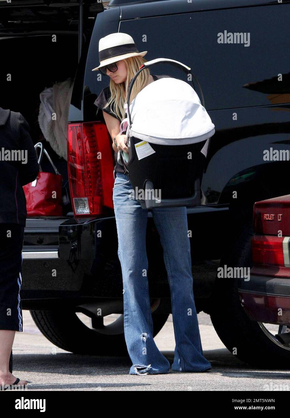 Nicole Richie ging heute einkaufen auf dem Whole Foods Market in ...