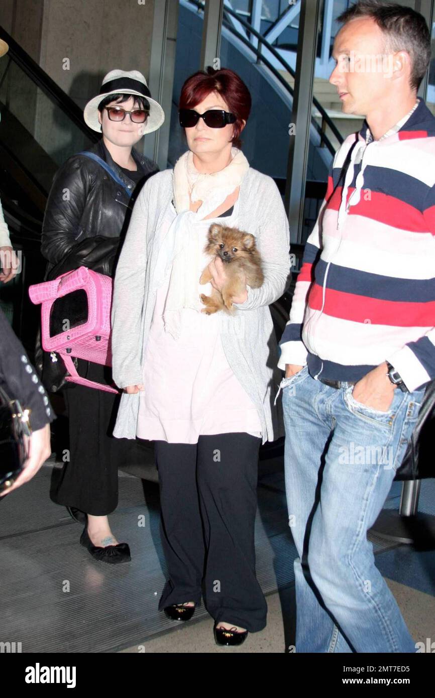 Ozzy, Sharon und Kelly Osbourne sowie Kellys Verlobter Luke Worrell ...