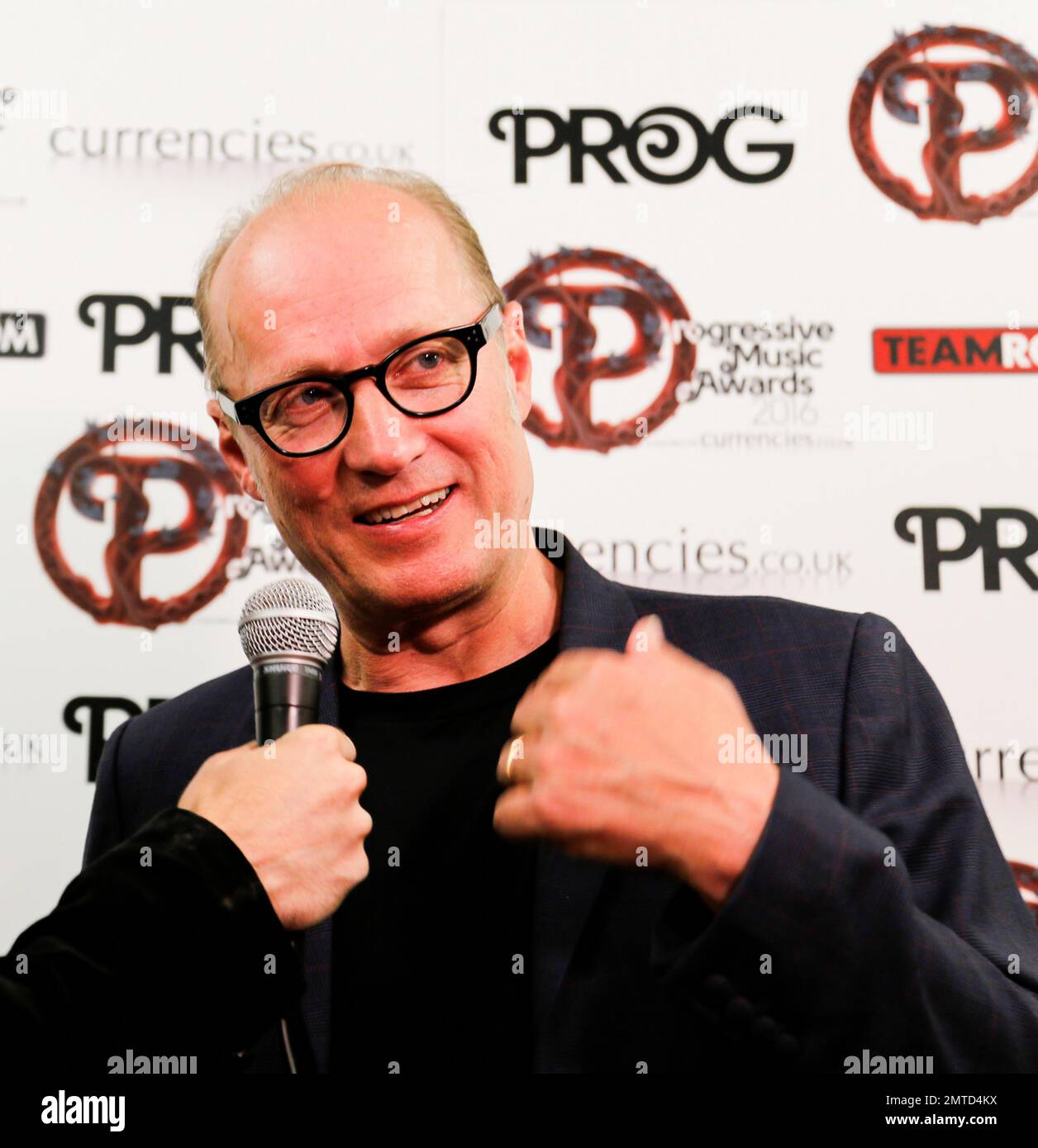 Underglobe theater -Fotos und -Bildmaterial in hoher Auflösung – Alamy