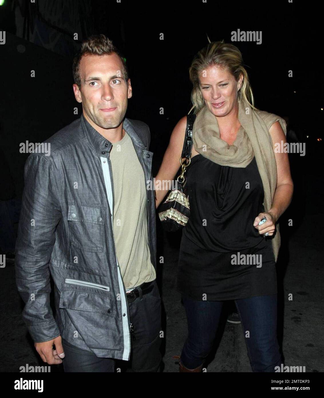 Das Supermodel Rachel Hunter besucht mit ihrem Verlobten Jarret Stoll ...