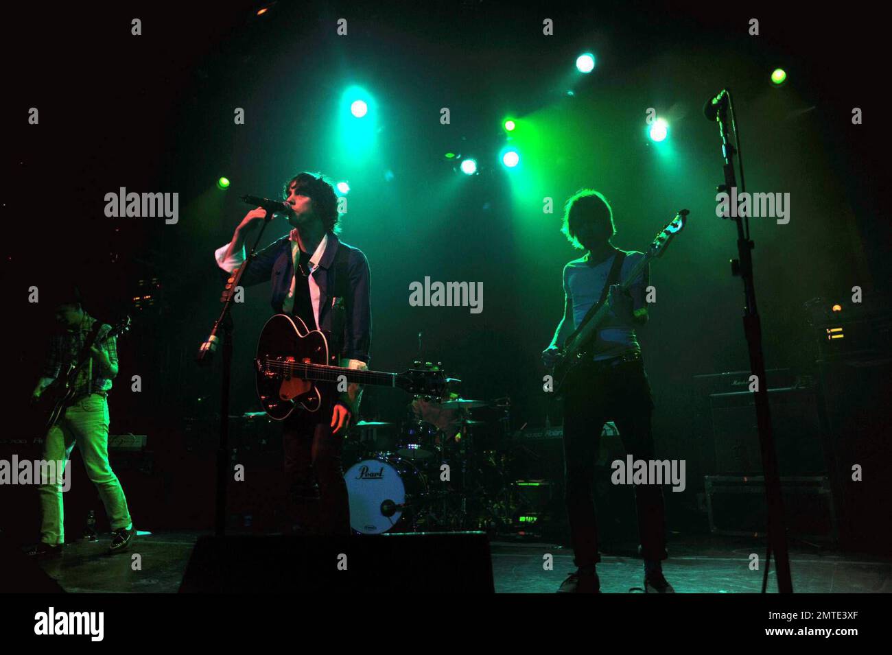 Die britische Band Razorlight tritt live im Filmore auf. Die Indie-Band ...