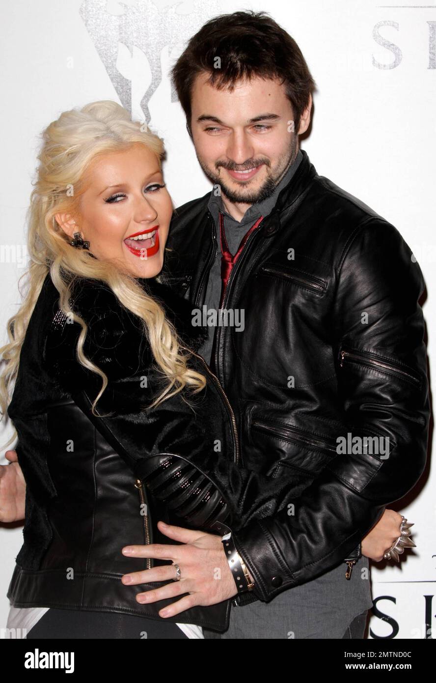 Die Sängerin Christina Aguilera und ihr Freund Matt Rutler besuchen die ...