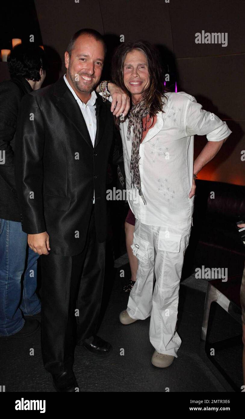 Steven aura -Fotos und -Bildmaterial in hoher Auflösung – Alamy