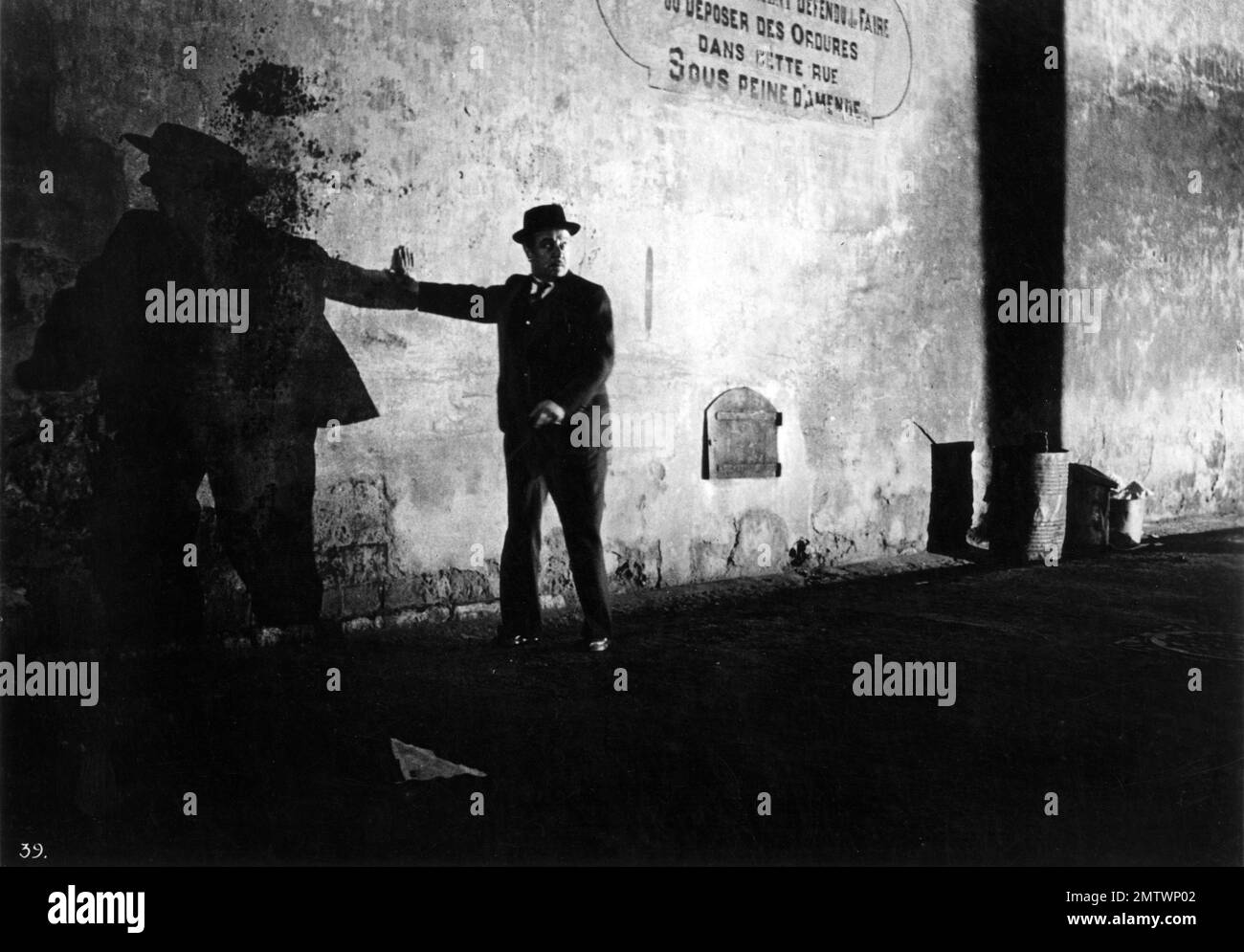 Der merkwurdige monsieur victor strange m year -Fotos und -Bildmaterial ...