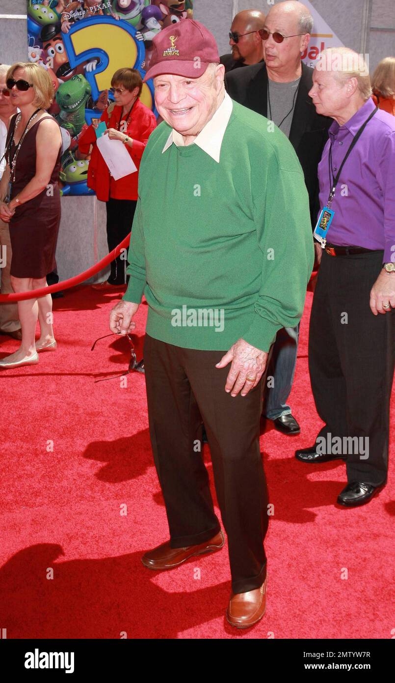 Don Rickles begibt sich auf dem roten Teppich bei der Premiere von „Toy ...