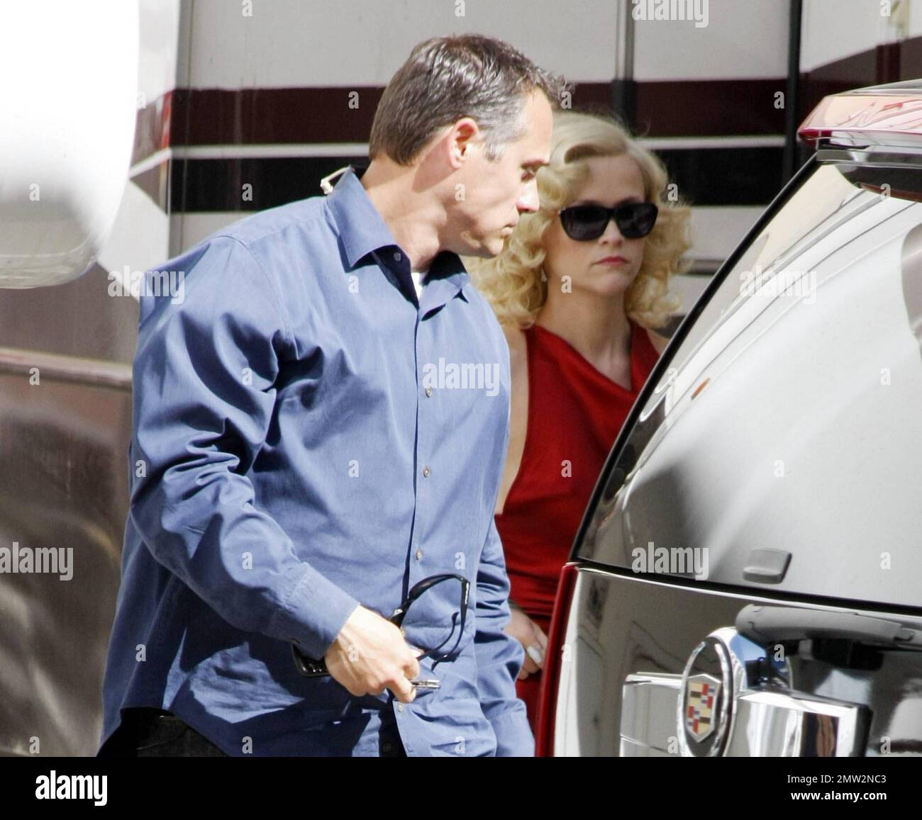 Schauspielerin Reese Witherspoon lässt ihren Wohnwagen in einem ...