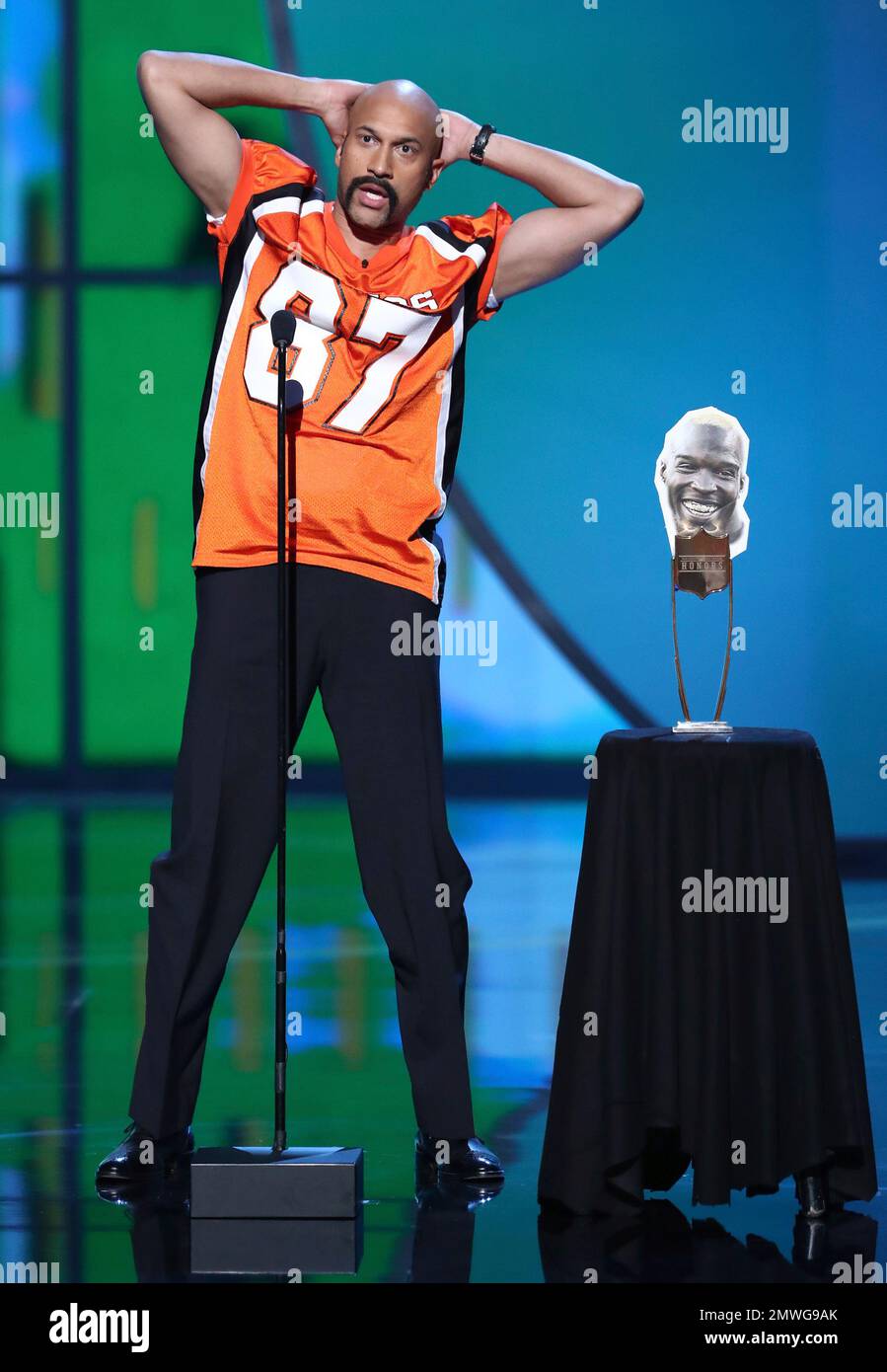 Host Keegan-Michael Key performs a skit at the 6th annual NFL Honors at ...