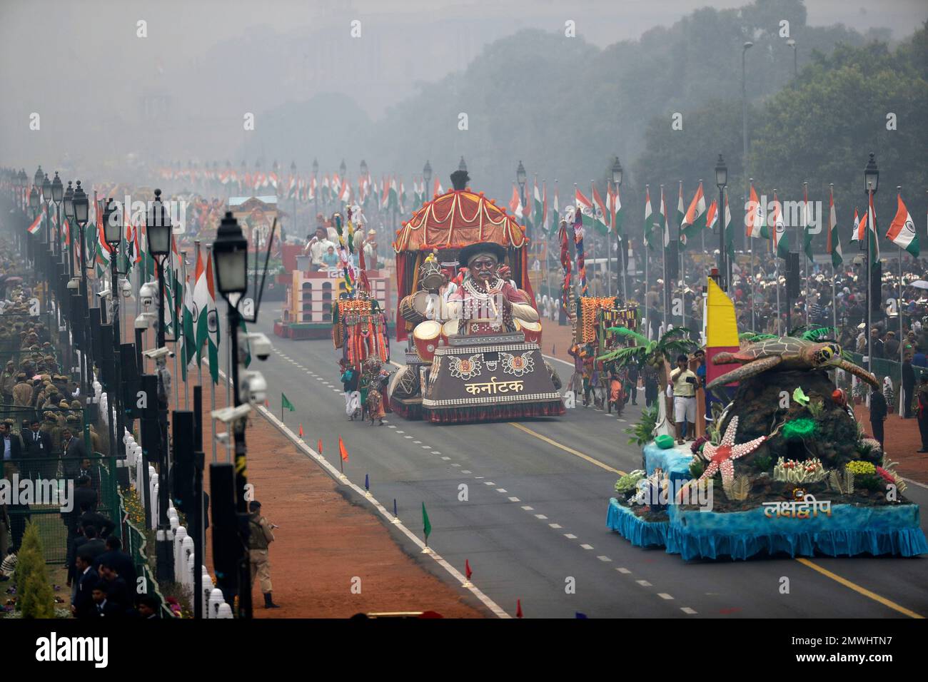 Tableaux of Indian states displaying their respective culture and ...