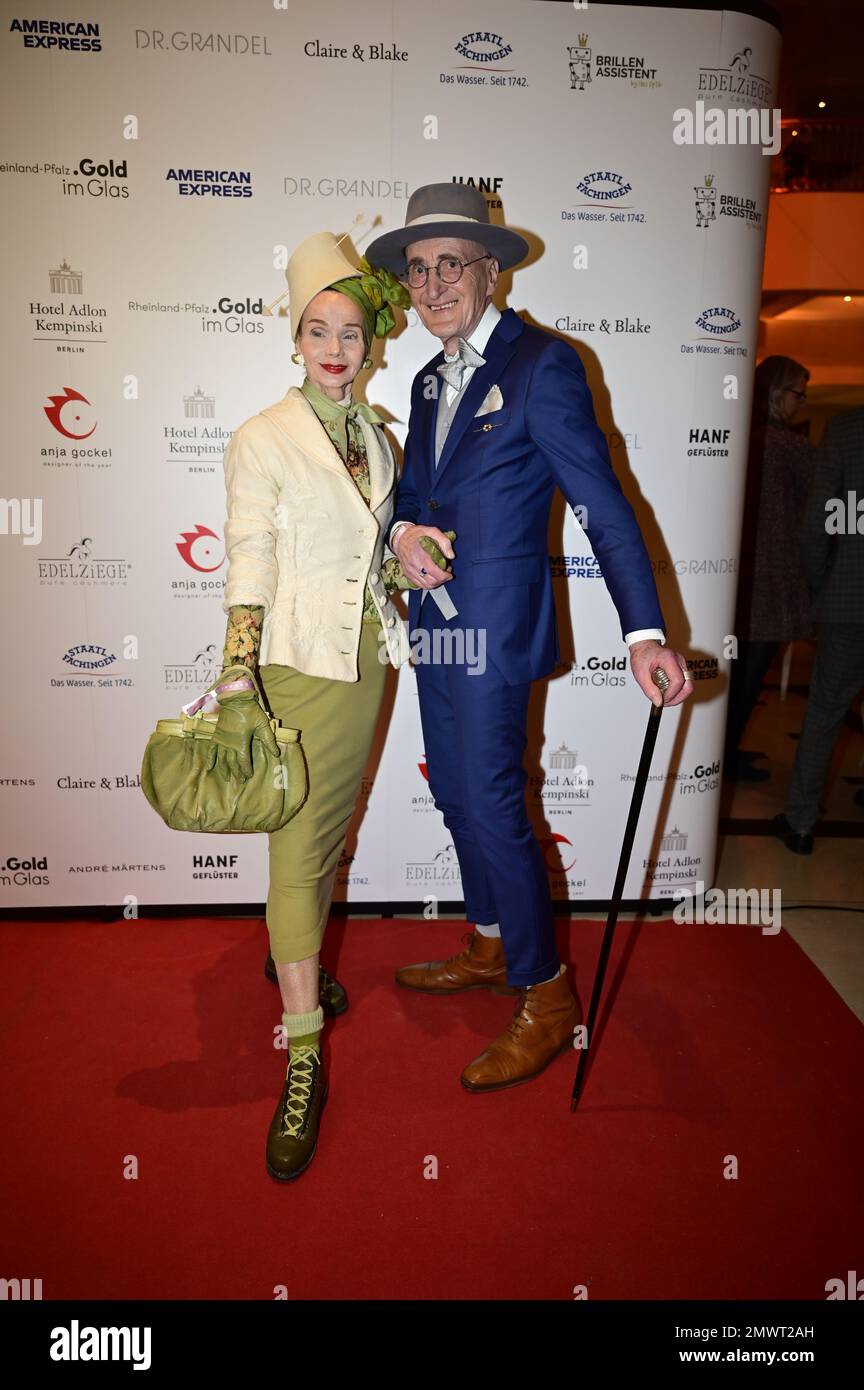 Britt Kanja und Günther Krabbenhöft bei der Anja Gockel Fashion Show ...
