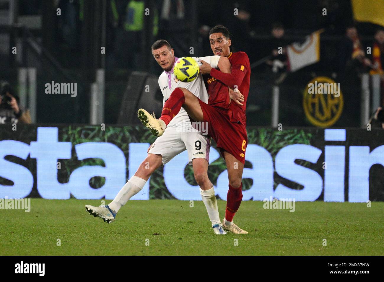 Daniel Ciofani (US Cremonese) Chris Smalling (AS Roma) während des ...