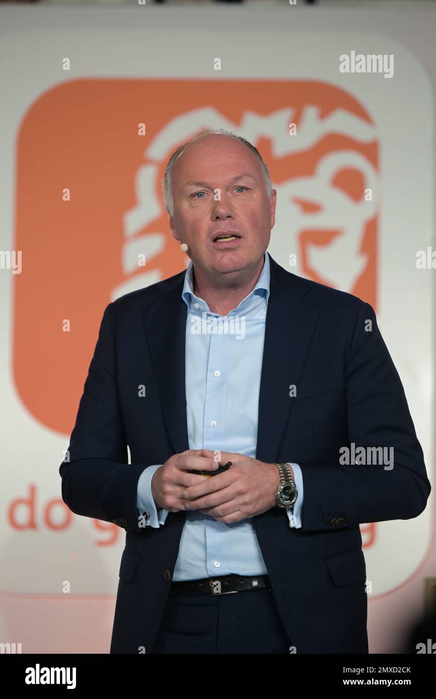03. Februar 2023, Hessen, Frankfurt/Main: Nick Jue, CEO von ING ...
