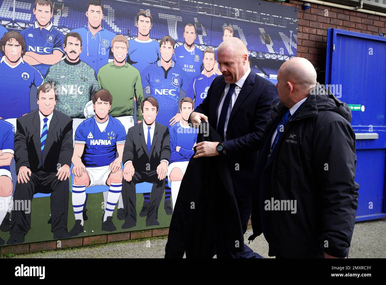 Everton-Manager Sean Dyche trifft vor dem Premier League-Spiel gegen ...